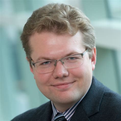 Yaroslav Ivanov Senior Director Global Labeling Strategy Team Lead
