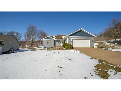 2108 Vienna Terrace Eau Claire Wi 54703 Mls 1580640 Edina Realty