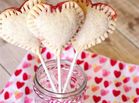 22 Mini Pie Pops That Are Almost Too Cute To Eat
