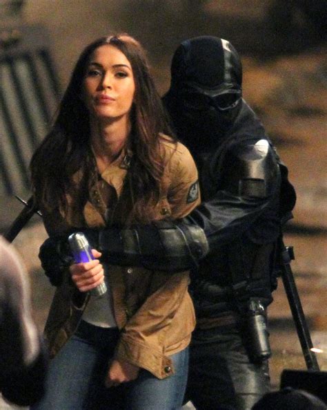 Megan Fox On Set Of Teenage Mutant Ninja Turtles 2 In New York City