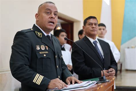 Arzobispo Celebra 35° Aniversario De CreaciÓn De La PolicÍa Nacional