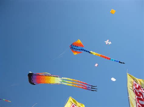 Free Images Flying Extreme Sport Toy Publicdomain Poohbear Streetskiteday Kites