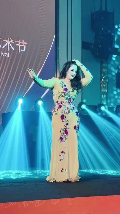 第1部｜从音乐第一个音符开始｜丫丫作为肚皮舞嘉宾压轴登场，这场完美的表演堪称教科书｜肚皮舞视觉盛宴 Shorts Dance