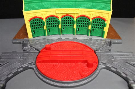 Thomas And Friends Tidmouth Sheds Take N Play R9113 2010 Mattel Fold Out
