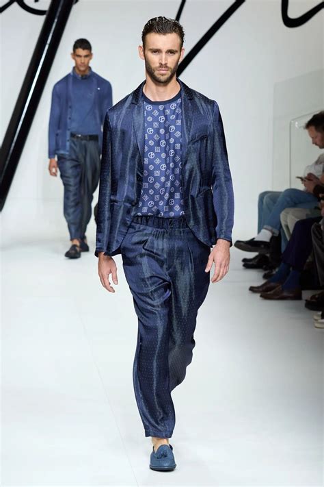 Giorgio Armani Men Spring Summer 2024 Runway Magazine ® Official