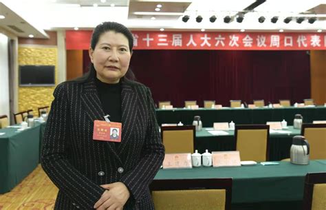 为实现两个确保提供人才支撑 访省人大代表李海燕 中华龙都网 周口报业传媒集团主办 河南省重点新闻网站