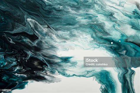 유체 예술 액체 녹색 흰색과 검은 색 추상 페인트 드립과 파도 대리석 효과 배경 또는 텍스처 0명에 대한 스톡 사진 및 기타 이미지 Istock
