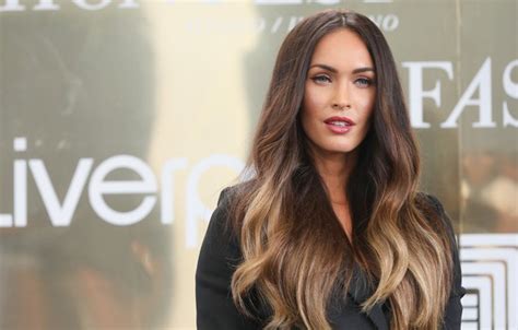 Download Wallpaper Look Megan Fox Megan Fox Makeup Actress Brunette Photoshoot Hair