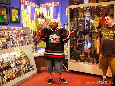 Jay And Silent Bobs Secret Stash Set To Close Moving To New Location
