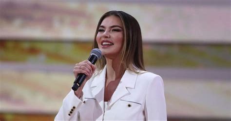 Редкий выход Алина Кабаева на Фестивале художественной гимнастики в Сочи Счастливые родители