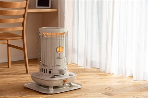 石油ストーブのメリットとデメリットを解説。選び方や使用時の注意点も 満タンand灯油プラス1缶運動（全国石油商業組合連合会）