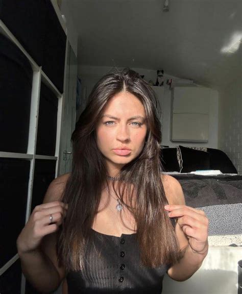 317 224 8660 Lilia Female Body Rubs