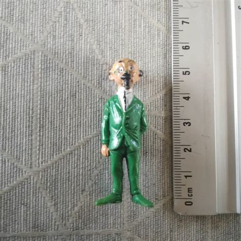 ANCIENNE FIGURINE TINTIN Belvision Esso TOURNESOL EUR 5 00