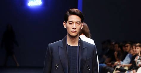 [bnt포토] 조민호 런웨이를 압도하는 이 남자 서리얼벗나이스