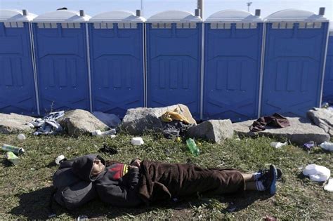 Migrant Crisis Thousands Arrive In Austria With Eu Talks Due Bbc News
