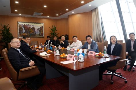 烟台市委常委组织部统战部高建广部长一行莅临商会走访指导