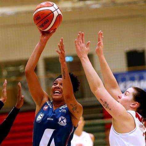 🇮🇸🇻🇪 Daniela Wallen Fue Galardonada En Islandia Como La Mejor Jugadora