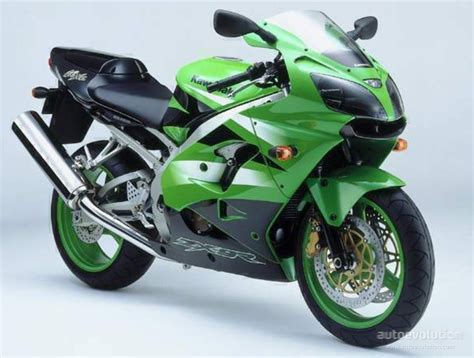 Kawasaki Zx 9r Ninja 2002 2003 Autoevolution