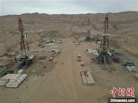 青海油田英雄岭第三个页岩油平台顺利开钻开发柴达木盆地中国