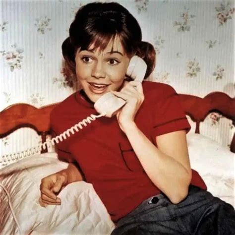 Sally Field Measurements Bio Height Shoe Instagram And More