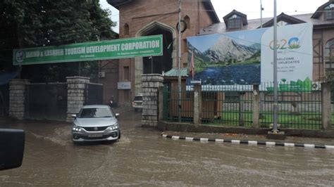 Rains Trigger Flash Floods At Multiple Places In J K Asian News Hub