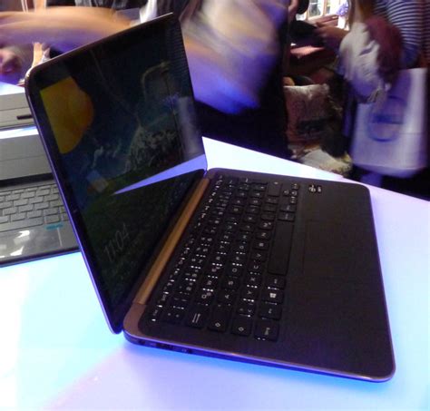 Dell Xpands Xps Line With World First Mega Resolution Laptops The Register