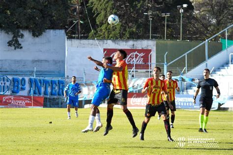 Empató El Albo Ante Sarmiento Y Se Mantiene Puntero