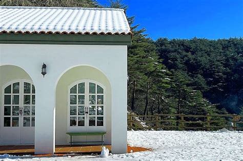 창밖으로 펼쳐진 절경이 예술 겨울 감성 가득한 힐링 카페 3곳 여행한조각