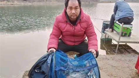 开春野钓水库维生素酒米打窝，钓沟不钓浅三小时诱使鲤鱼开口凤凰网视频凤凰网