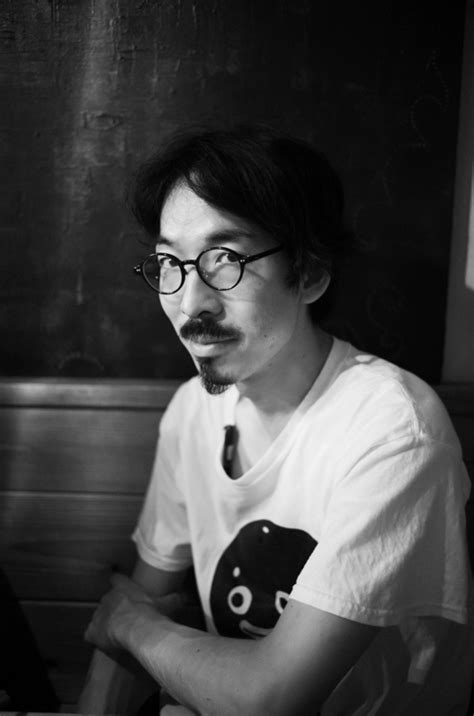 Profile Tonch Minimal Construction