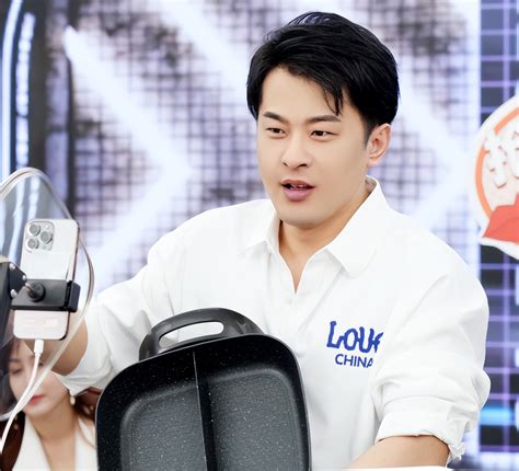 Babe Cat And Li Minglin Broke Up Not Because Of Simba After Many Years The Two Sides