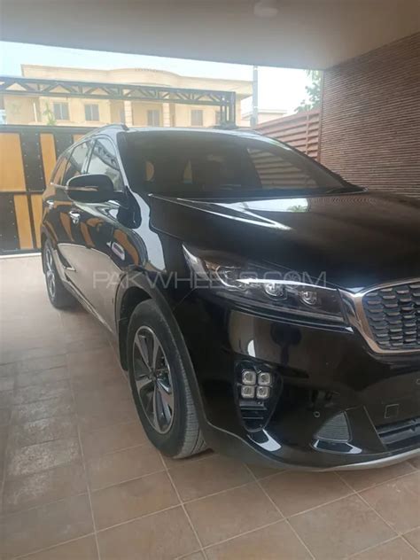 KIA Sorento FWD For Sale In Peshawar PakWheels