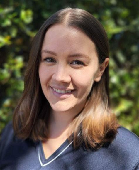 Dr Emily Dearsley Adelaidevet
