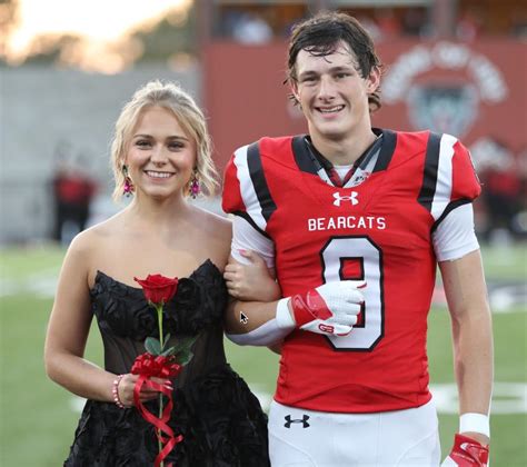 Dhs 2025 Fall Homecoming Queen Candidate Featuring Merideth Benton