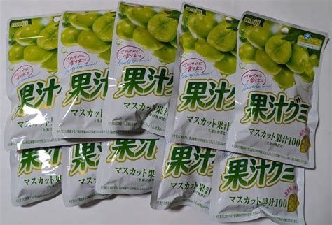 Yahooオークション 明治 果汁グミ マスカット 54g 10個