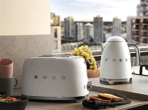 Тостеры SMEG: сочетание ретро-стиля и технологий для идеального завтрака