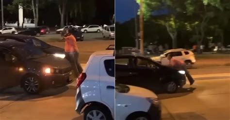 Video Un Hombre Viajó 10 Cuadras Sobre El Capó De Un Auto Para Evitar