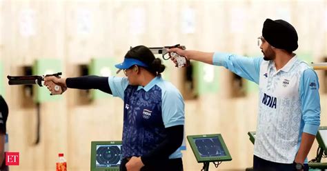 Asian Games Indias Sarabjot Singh And Divya Ts Claim Silver In 10m