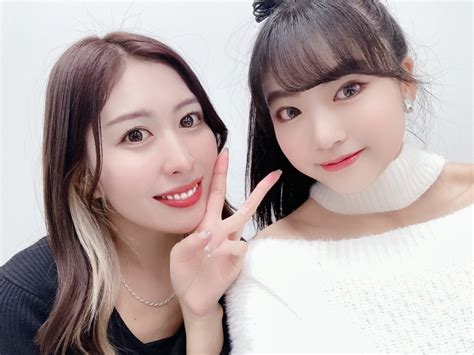 小花 真彩 On Twitter 昨日のヘアメイク・衣装の装飾色々してくださったマロン先生と美帆先生♡ ほんとにマロン先生がしてくれた前髪