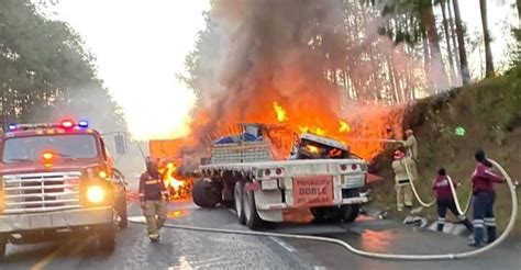 Video Chocan Y Explotan Dos Tráileres En La México Tuxpan