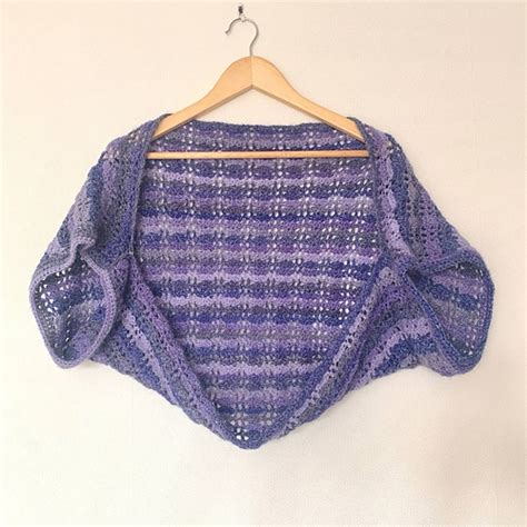 Ravelry Simplicity Shrug Pattern By Fiona Field