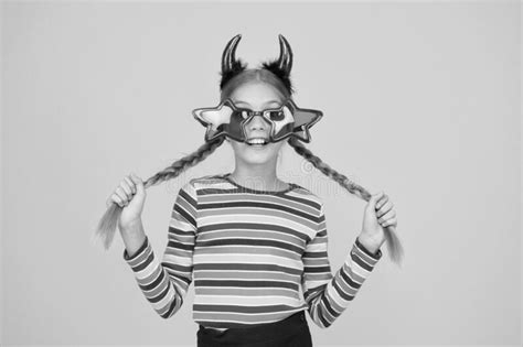 Party Attributes Playful Demon Girl Girlish Temper Cute But