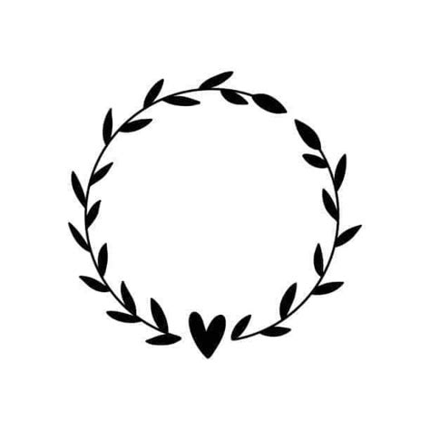 Heart Shaped Wreath Pattern