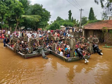 Nine Dead In Karnataka Floods Rescue Teams Evacuate 80000 From