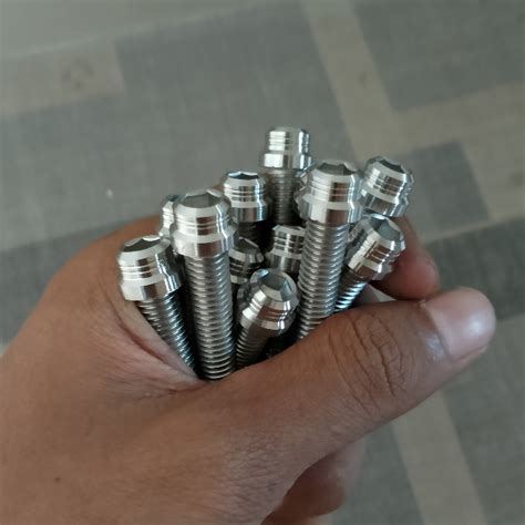 Jual BAUT L HANDMADE STAINLESS M10 BAUT 14 DRAT HALUS 1 25 2CM 8CM Custom 1A Shopee Indonesia