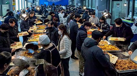 매일 2시간 만에 1000명씩 줄서서 먹는 한식 뷔페 7000원에 배 터지도록 푸짐한 무한리필 뷔페 Korean Buffet