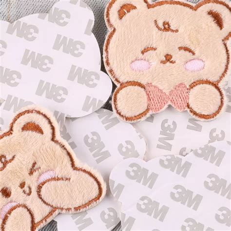 ENSEMBLE DE PATCHS broderie ours de dessin animé amusant et coloré pour
