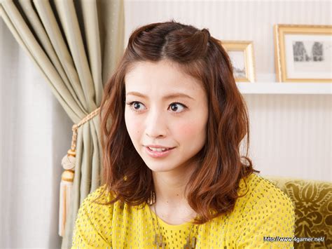 画像集「龍が如く5 夢、叶えし者」に出演した片瀬那奈さんにインタビュー。筋金入りのゲーマーで，ガンプラモデラーの一面も