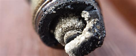 Oil On Spark Plugs - Causes & How to fix it - Mechanic Base