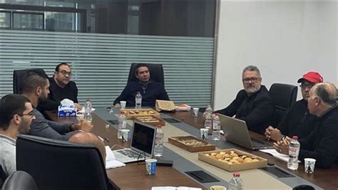 محمد بركات يجتمع مع جهاز المنتخب الأوليمبي للتجهيز لمعسكر ٣٠ يناير
